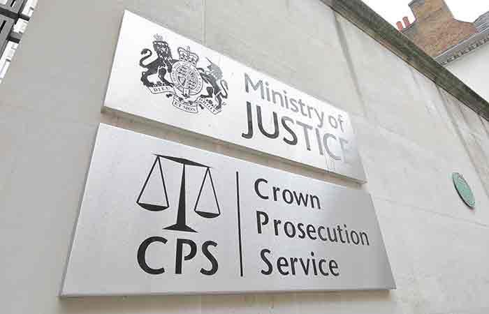 Crown Prosecution Service awards barristers 15% pay rise | Article ...